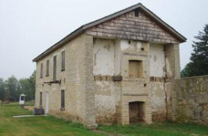 Historical Attractions in the Midwest: 12 Early American Forts Worth ...